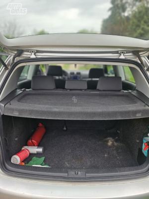 Grey Volkswagen Golf 2004 in Kaunas, with an engine capacity of 2.00 L and mileage of 292 thousand km for 999 €, photo 9 on AUTOMOTO.COM.LV
