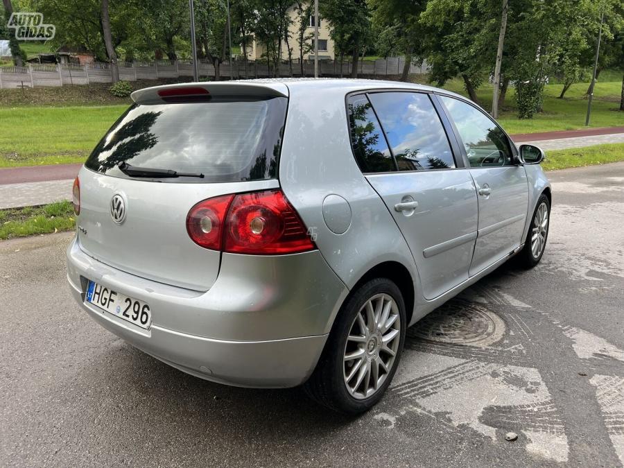 Grey Volkswagen Golf 2004 in Kaunas, with an engine capacity of 1.90 L and mileage of 249 thousand km for 750 €, photo 5 on AUTOMOTO.COM.LV