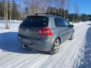 Pelēks Volkswagen Golf 2004 Rīga, ar dzinēja tilpumu 1.90 L un nobraukumu 363 tūkst. km par 1800 €, foto 3 vietnē AUTOMOTO.COM.LV
