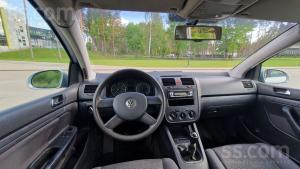 Pelēks Volkswagen Golf 2004 Rīga, ar dzinēja tilpumu 1.90 L un nobraukumu 375 tūkst. km par 1680 €, foto 15 vietnē AUTOMOTO.COM.LV