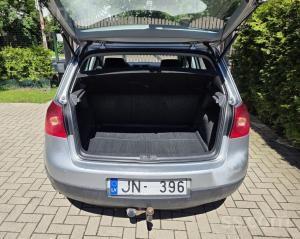 Pelēks Volkswagen Golf 2004 Rīga, ar dzinēja tilpumu 1.90 L un nobraukumu 375 tūkst. km par 1680 €, foto 18 vietnē AUTOMOTO.COM.LV