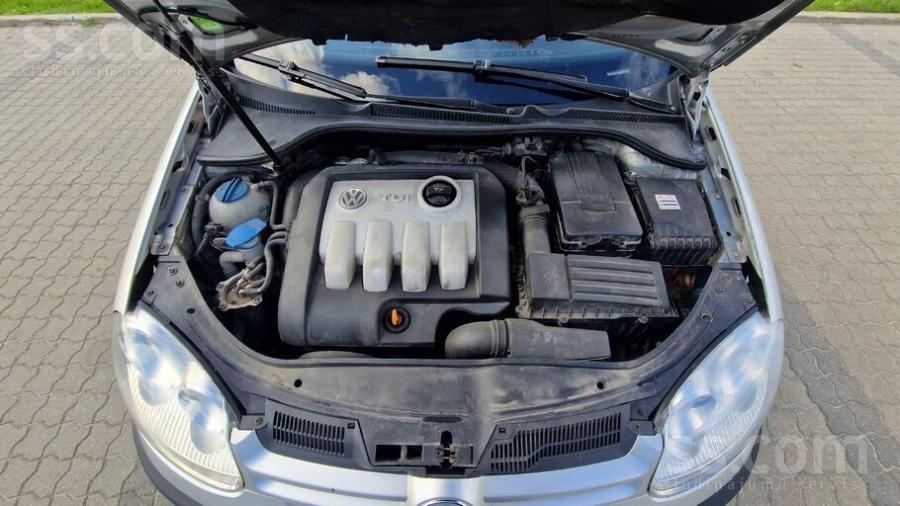Pelēks Volkswagen Golf 2004 Rīga, ar dzinēja tilpumu 1.90 L un nobraukumu 375 tūkst. km par 1680 €, foto 19 vietnē AUTOMOTO.COM.LV