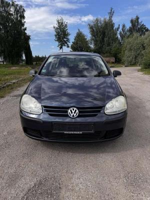 Pelēks Volkswagen Golf 2004 Vilkaviškis, ar dzinēja tilpumu 1.60 L un nobraukumu 174 tūkst. km par 1550 €, foto 20 vietnē AUTOMOTO.COM.LV