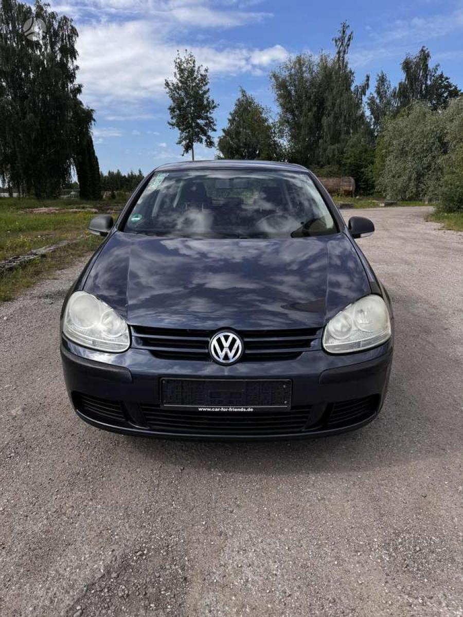 Pelēks Volkswagen Golf 2004 Vilkaviškis, ar dzinēja tilpumu 1.60 L un nobraukumu 174 tūkst. km par 1550 €, foto 20 vietnē AUTOMOTO.COM.LV