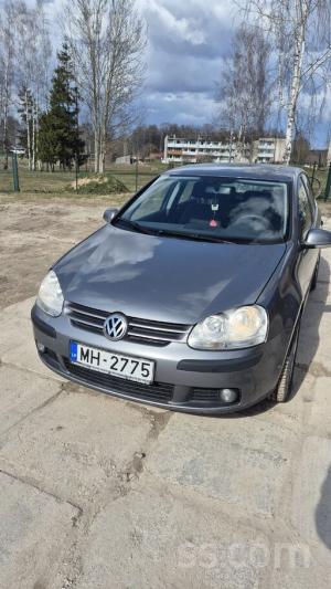 Pelēks Volkswagen Golf 2004 Jelgava, ar dzinēja tilpumu 1.60 L un nobraukumu 313 tūkst. km par 1400 €, foto  vietnē AUTOMOTO.COM.LV