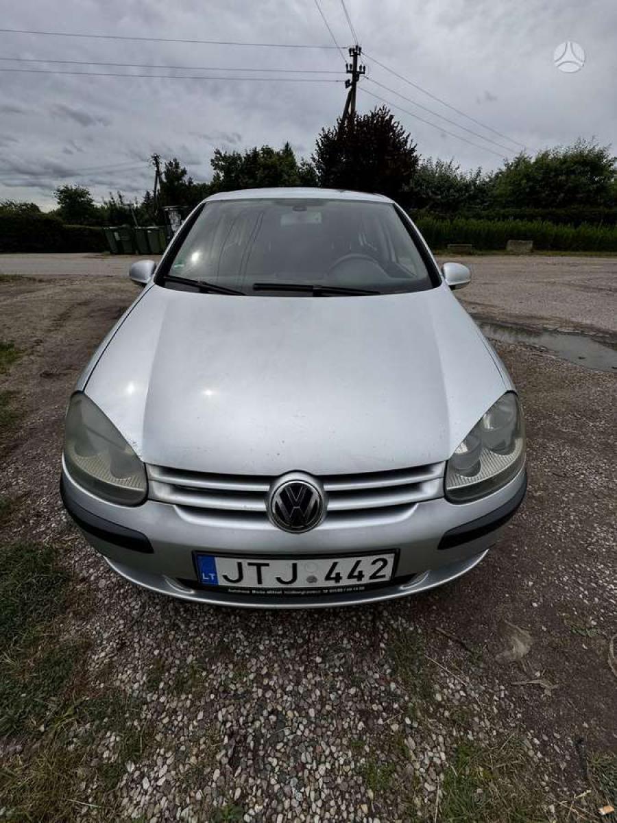 Grey Volkswagen Golf 2004 in Kaunas, with an engine capacity of 1.90 L and mileage of 362 thousand km for 750 €, photo 3 on AUTOMOTO.COM.LV