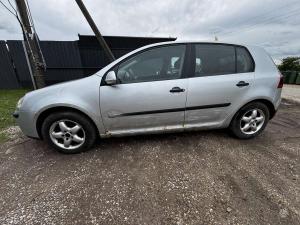 Grey Volkswagen Golf 2004 in Kaunas, with an engine capacity of 1.90 L and mileage of 362 thousand km for 750 €, photo 5 on AUTOMOTO.COM.LV