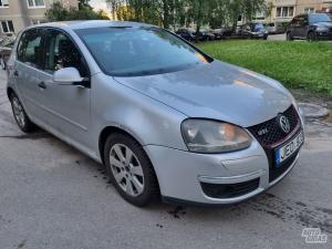 Pelēks Volkswagen Golf 2004 Kauņa, ar dzinēja tilpumu 1.90 L un nobraukumu 258 tūkst. km par 950 €, foto 4 vietnē AUTOMOTO.COM.LV