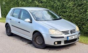 Pelēks Volkswagen Golf 2004 Viļņa, ar dzinēja tilpumu 1.90 L un nobraukumu 360 tūkst. km par 950 €, foto 3 vietnē AUTOMOTO.COM.LV