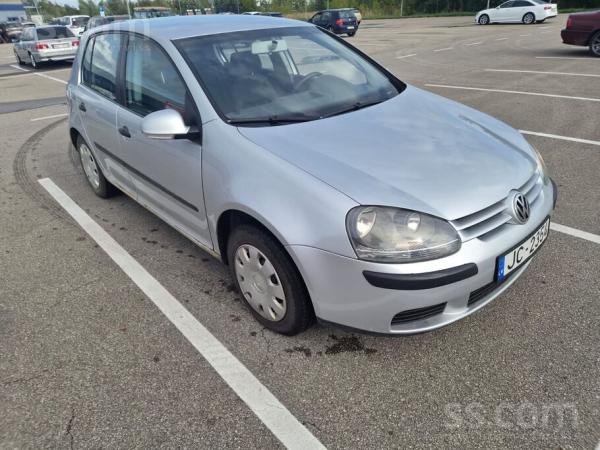 Pelēks Volkswagen Golf 2004 Daugavpils, ar dzinēja tilpumu 1.40 L un nobraukumu 349 tūkst. km par 1350 €, foto 3 vietnē AUTOMOTO.COM.LV