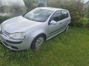 Pelēks Volkswagen Golf 2004 Alīta, ar dzinēja tilpumu 1.90 L un nobraukumu 1 tūkst. km par 600 €, foto 3 vietnē AUTOMOTO.COM.LV