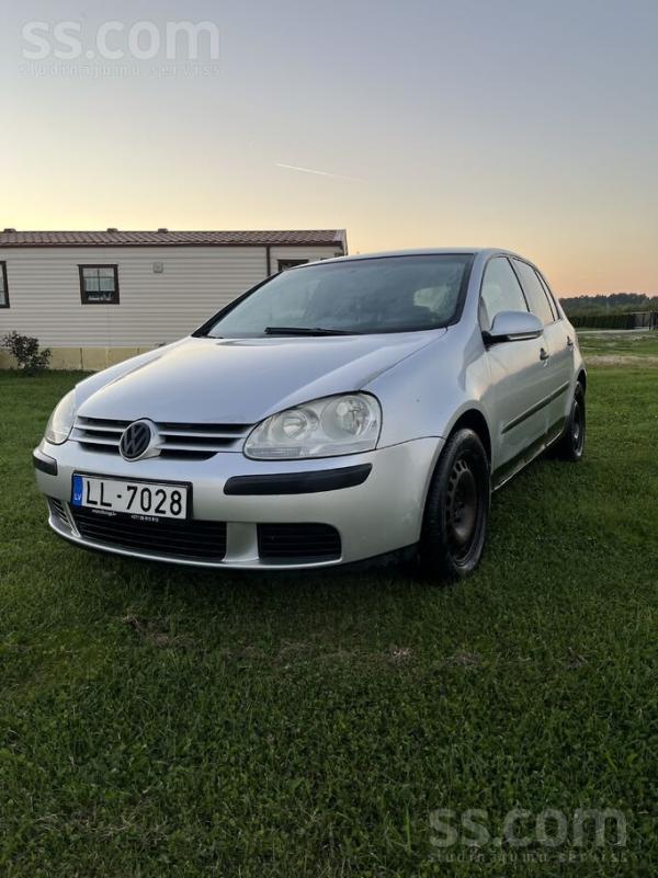 Volkswagen Golf 2004 Rīga vietnē Pelēks Volkswagen Golf 2004 Rīga, ar dzinēja tilpumu 1.90 L un nobraukumu 322 tūkst. km par 1450 €, foto 3 vietnē AUTOMOTO.COM.LV