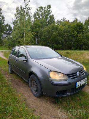 Pelēks Volkswagen Golf 2004 Rēzekne, ar dzinēja tilpumu 1.90 L un nobraukumu 431 tūkst. km par 650 €, foto 5 vietnē AUTOMOTO.COM.LV