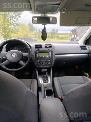 Pelēks Volkswagen Golf 2004 Rēzekne, ar dzinēja tilpumu 1.90 L un nobraukumu 431 tūkst. km par 650 €, foto 10 vietnē AUTOMOTO.COM.LV