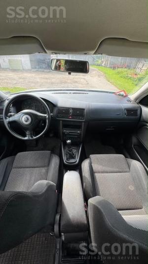Grey Volkswagen Golf 2004 in Rezekne, with an engine capacity of 1.90 L and mileage of 296 thousand km for 1500 €, photo 11 on AUTOMOTO.COM.LV