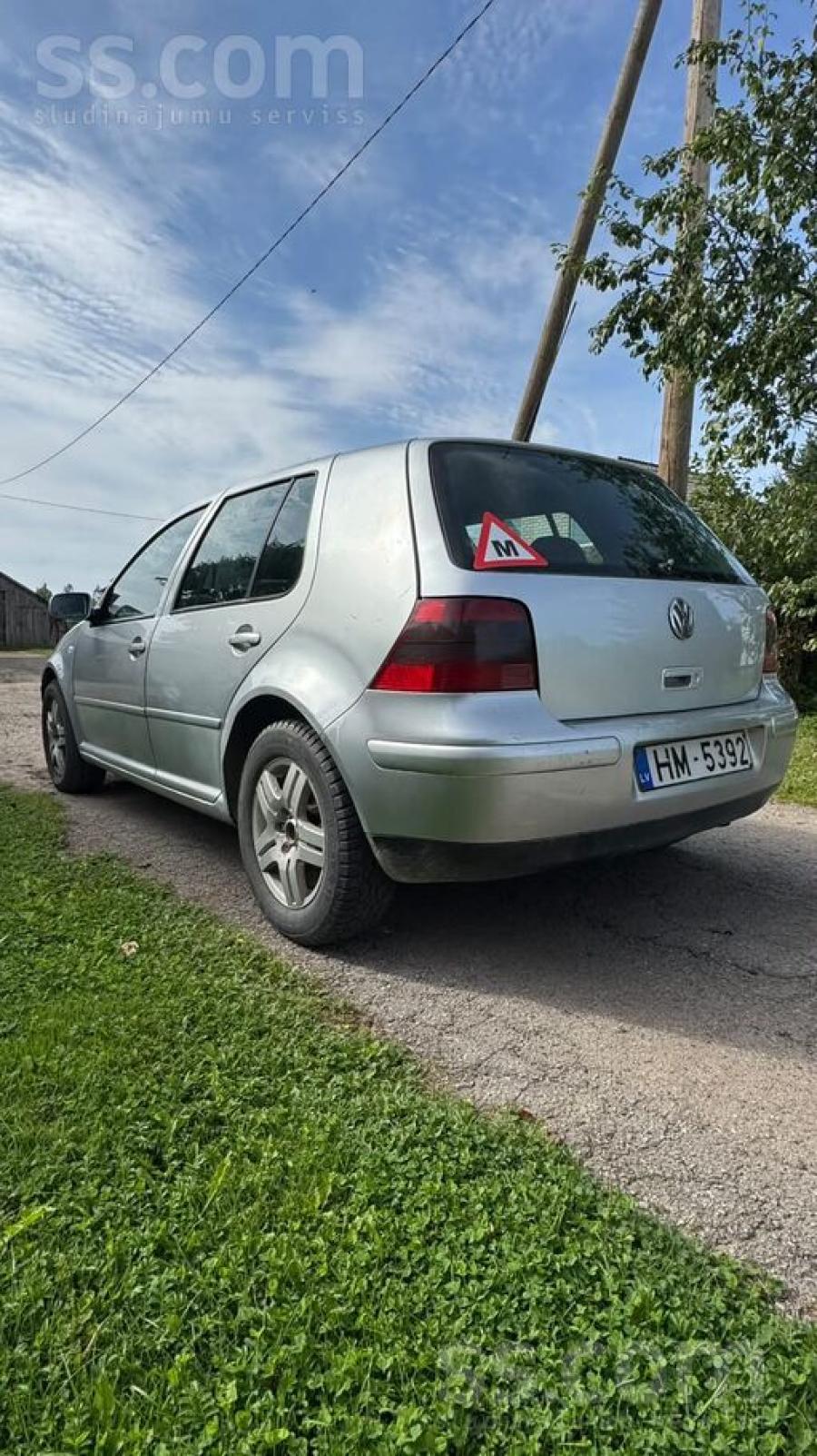 Grey Volkswagen Golf 2004 in Rezekne, with an engine capacity of 1.90 L and mileage of 296 thousand km for 1500 €, photo 12 on AUTOMOTO.COM.LV