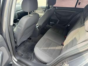 Grey Volkswagen Golf 2004 in Vilnius, with an engine capacity of 1.90 L and mileage of 310 thousand km for 650 €, photo 10 on AUTOMOTO.COM.LV