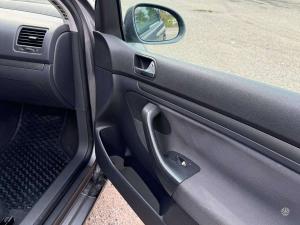 Grey Volkswagen Golf 2004 in Vilnius, with an engine capacity of 1.90 L and mileage of 310 thousand km for 650 €, photo 14 on AUTOMOTO.COM.LV