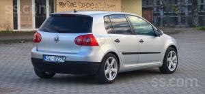 Grey Volkswagen Golf 2004 in Cesis, with an engine capacity of 2.00 L and mileage of 330 thousand km for 2050 €, photo 8 on AUTOMOTO.COM.LV
