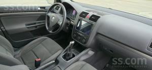 Grey Volkswagen Golf 2004 in Cesis, with an engine capacity of 2.00 L and mileage of 330 thousand km for 2050 €, photo 12 on AUTOMOTO.COM.LV