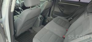 Grey Volkswagen Golf 2004 in Cesis, with an engine capacity of 2.00 L and mileage of 330 thousand km for 2050 €, photo 15 on AUTOMOTO.COM.LV