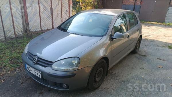Pelēks Volkswagen Golf 2004 Jūrmala, ar dzinēja tilpumu 1.60 L un nobraukumu 231 tūkst. km par 1500 €, foto 4 vietnē AUTOMOTO.COM.LV