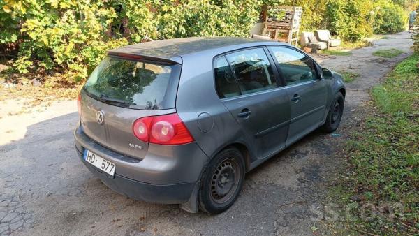 Pelēks Volkswagen Golf 2004 Jūrmala, ar dzinēja tilpumu 1.60 L un nobraukumu 231 tūkst. km par 1500 €, foto 8 vietnē AUTOMOTO.COM.LV