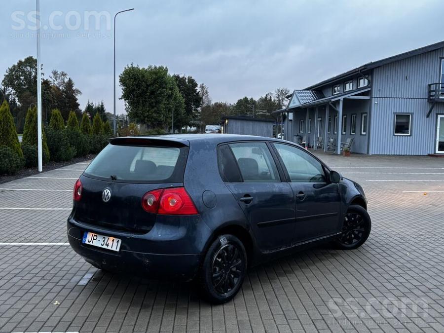 Grey Volkswagen Golf 2004 in Riga, with an engine capacity of 2.00 L and mileage of 437 thousand km for 950 €, photo 7 on AUTOMOTO.COM.LV