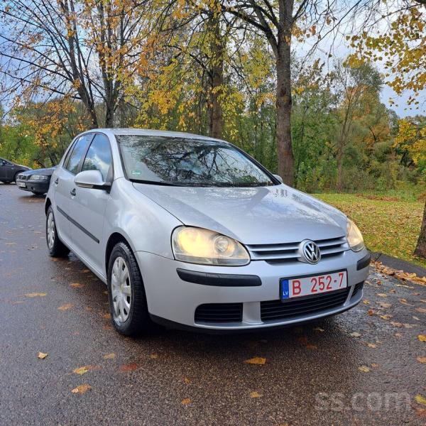 Grey Volkswagen Golf 2004 in Rezekne, with an engine capacity of 1.90 L and mileage of 0 thousand km for 2950 €, photo 3 on AUTOMOTO.COM.LV