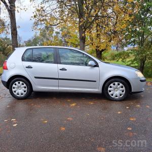 Grey Volkswagen Golf 2004 in Rezekne, with an engine capacity of 1.90 L and mileage of 0 thousand km for 2950 €, photo 4 on AUTOMOTO.COM.LV
