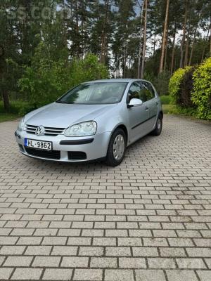 Pelēks Volkswagen Golf 2005 Rīga, ar dzinēja tilpumu 1.90 L un nobraukumu 272 tūkst. km par 1590 €, foto 2 vietnē AUTOMOTO.COM.LV