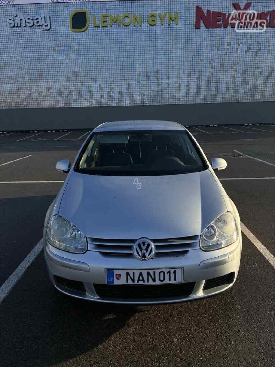 Grey Volkswagen Golf 2005 in Kaunas, with an engine capacity of 1.90 L and mileage of 295 thousand km for 1550 €, photo 1 on AUTOMOTO.COM.LV