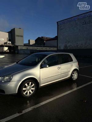 Grey Volkswagen Golf 2005 in Kaunas, with an engine capacity of 1.90 L and mileage of 295 thousand km for 1550 €, photo 5 on AUTOMOTO.COM.LV