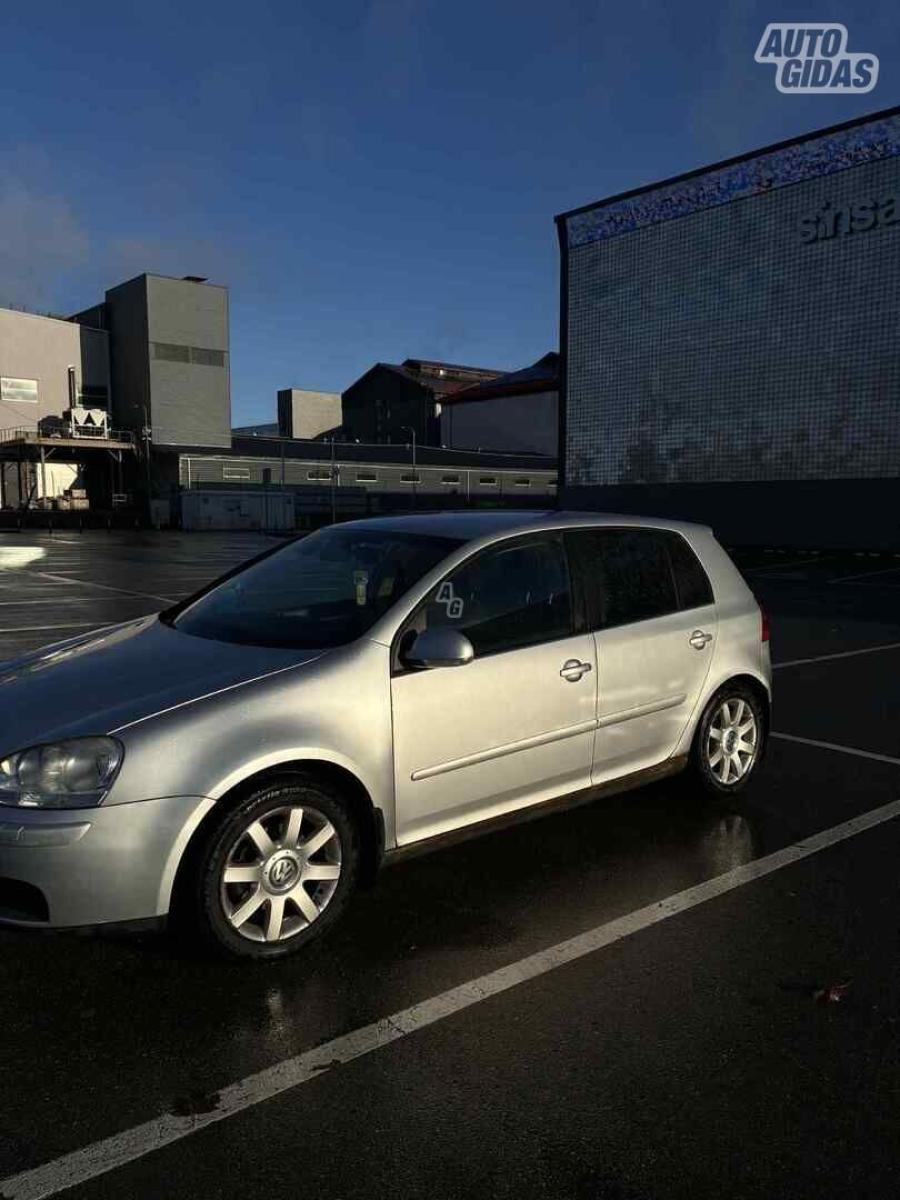 Grey Volkswagen Golf 2005 in Kaunas, with an engine capacity of 1.90 L and mileage of 295 thousand km for 1550 €, photo 5 on AUTOMOTO.COM.LV