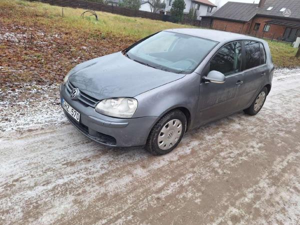 Pelēks Volkswagen Golf 2005 Kauņa, ar dzinēja tilpumu 1.90 L un nobraukumu 309 tūkst. km par 1500 €, foto 2 vietnē AUTOMOTO.COM.LV