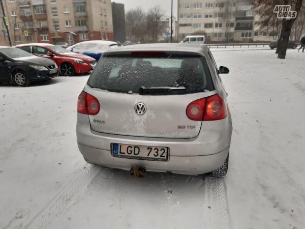 Pelēks Volkswagen Golf 2005 Kauņa, ar dzinēja tilpumu 2.00 L un nobraukumu 350 tūkst. km par 600 €, foto 8 vietnē AUTOMOTO.COM.LV
