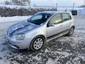 Grey Volkswagen Golf 2005 in Telschi, with an engine capacity of 1.97 L and mileage of 325 thousand km for 1950 €, photo  on AUTOMOTO.COM.LV