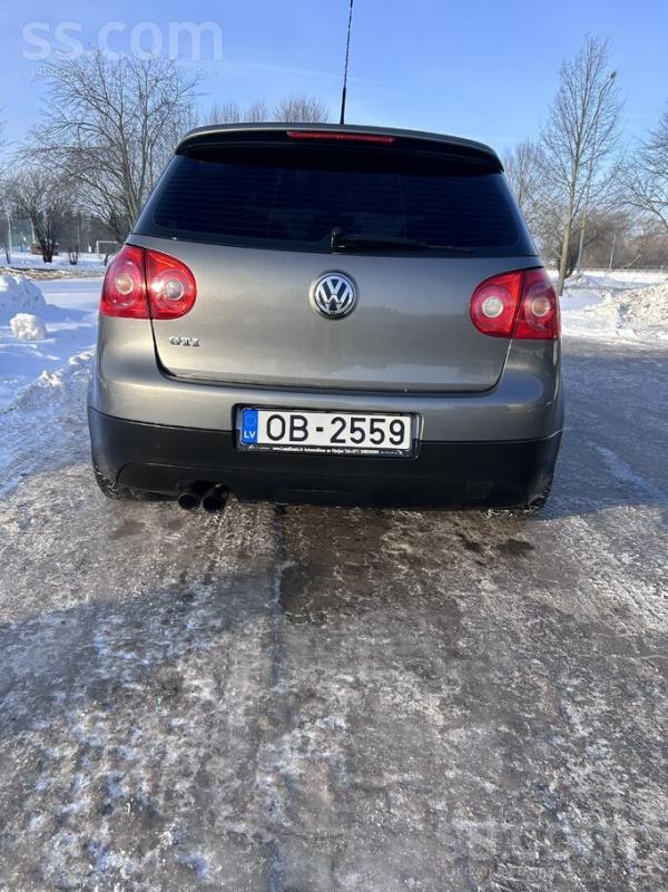 Grey Volkswagen Golf 2005 in Liepaja, with an engine capacity of 2.00 L and mileage of 285 thousand km for 4650 €, photo 3 on AUTOMOTO.COM.LV