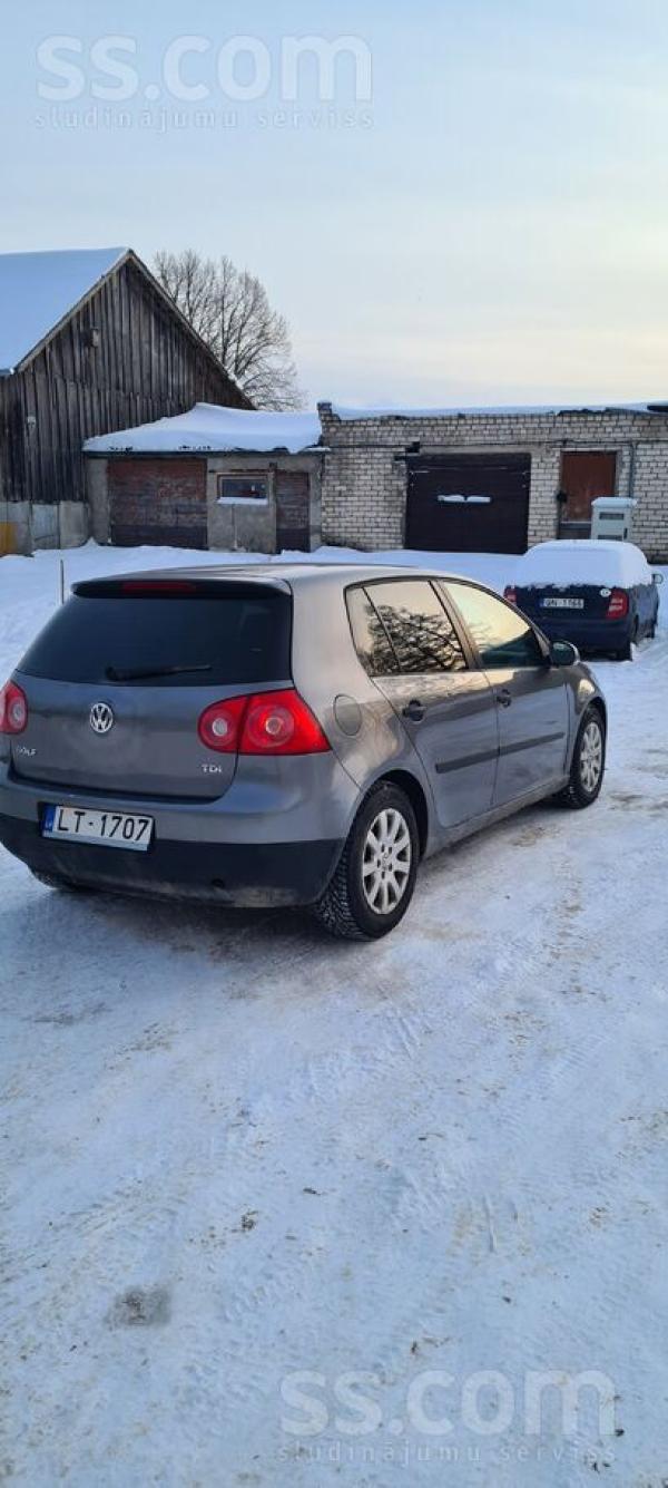 Grey Volkswagen Golf 2005 in Gulbene, with an engine capacity of 1.90 L and mileage of 450 thousand km for 1750 €, photo 4 on AUTOMOTO.COM.LV