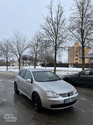 Grey Volkswagen Golf 2005 in Siauliai, with an engine capacity of 1.90 L and mileage of 374 thousand km for 700 €, photo 5 on AUTOMOTO.COM.LV