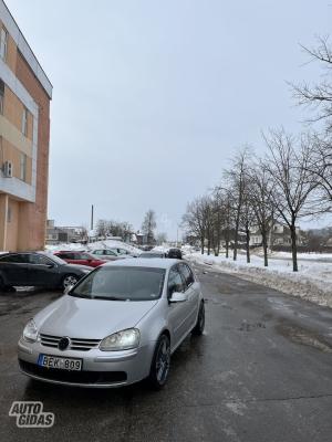 Grey Volkswagen Golf 2005 in Siauliai, with an engine capacity of 1.90 L and mileage of 374 thousand km for 700 €, photo 7 on AUTOMOTO.COM.LV