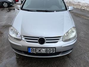 Grey Volkswagen Golf 2005 in Siauliai, with an engine capacity of 1.90 L and mileage of 374 thousand km for 700 €, photo 12 on AUTOMOTO.COM.LV