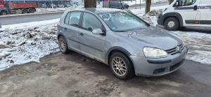Grey Volkswagen Golf 2005 in Vilnius, with an engine capacity of 1.90 L and mileage of 313 thousand km for 850 €, photo 2 on AUTOMOTO.COM.LV