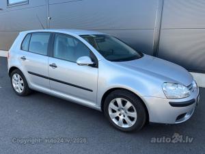 Pelēks Volkswagen Golf 2005 Viljandi, ar dzinēja tilpumu 0.00 L un nobraukumu 149 tūkst. km par 2200 €, foto  vietnē AUTOMOTO.COM.LV