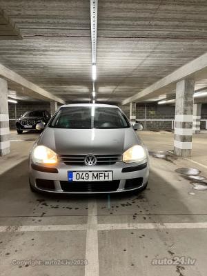 Pelēks Volkswagen Golf 2005 Tallina, ar dzinēja tilpumu 1.40 L un nobraukumu 368 tūkst. km par 700 €, foto 3 vietnē AUTOMOTO.COM.LV