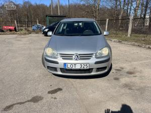 Grey Volkswagen Golf 2005 in Siauliai, with an engine capacity of 1.60 L and mileage of 241 thousand km for 799 €, photo 3 on AUTOMOTO.COM.LV