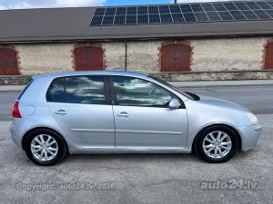 Pelēks Volkswagen Golf 2005 Tallina, ar dzinēja tilpumu 1.60 L un nobraukumu 216 tūkst. km par 735 €, foto 3 vietnē AUTOMOTO.COM.LV