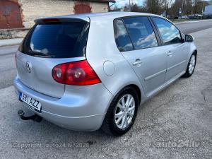 Pelēks Volkswagen Golf 2005 Tallina, ar dzinēja tilpumu 1.60 L un nobraukumu 216 tūkst. km par 735 €, foto 4 vietnē AUTOMOTO.COM.LV