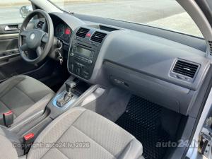 Pelēks Volkswagen Golf 2005 Tallina, ar dzinēja tilpumu 1.60 L un nobraukumu 216 tūkst. km par 735 €, foto 9 vietnē AUTOMOTO.COM.LV