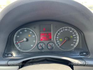 Pelēks Volkswagen Golf 2005 Tallina, ar dzinēja tilpumu 1.60 L un nobraukumu 216 tūkst. km par 735 €, foto 20 vietnē AUTOMOTO.COM.LV